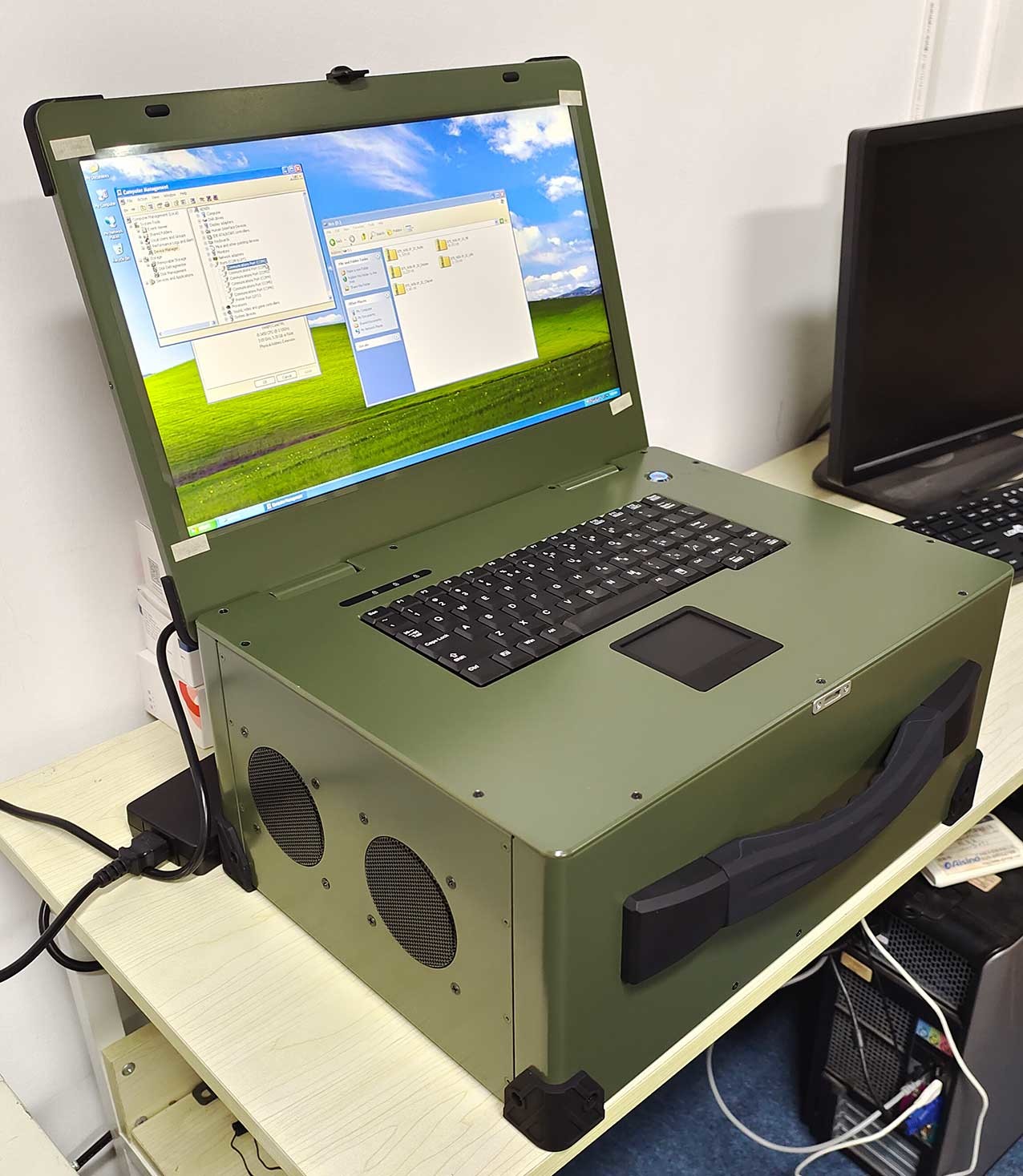 Emergency Communicaiton Portable Rugged Industrial PC and Military ...